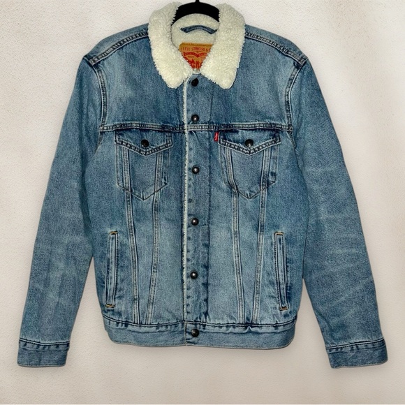 Levi's | Jackets & Coats | Levis Sherpa Fleece Lined Denim Jacket Trucker Bomber Blue Light Wash ...